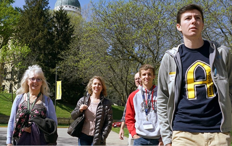 Using the Family Vacation for College Visits - Helping Your College ...